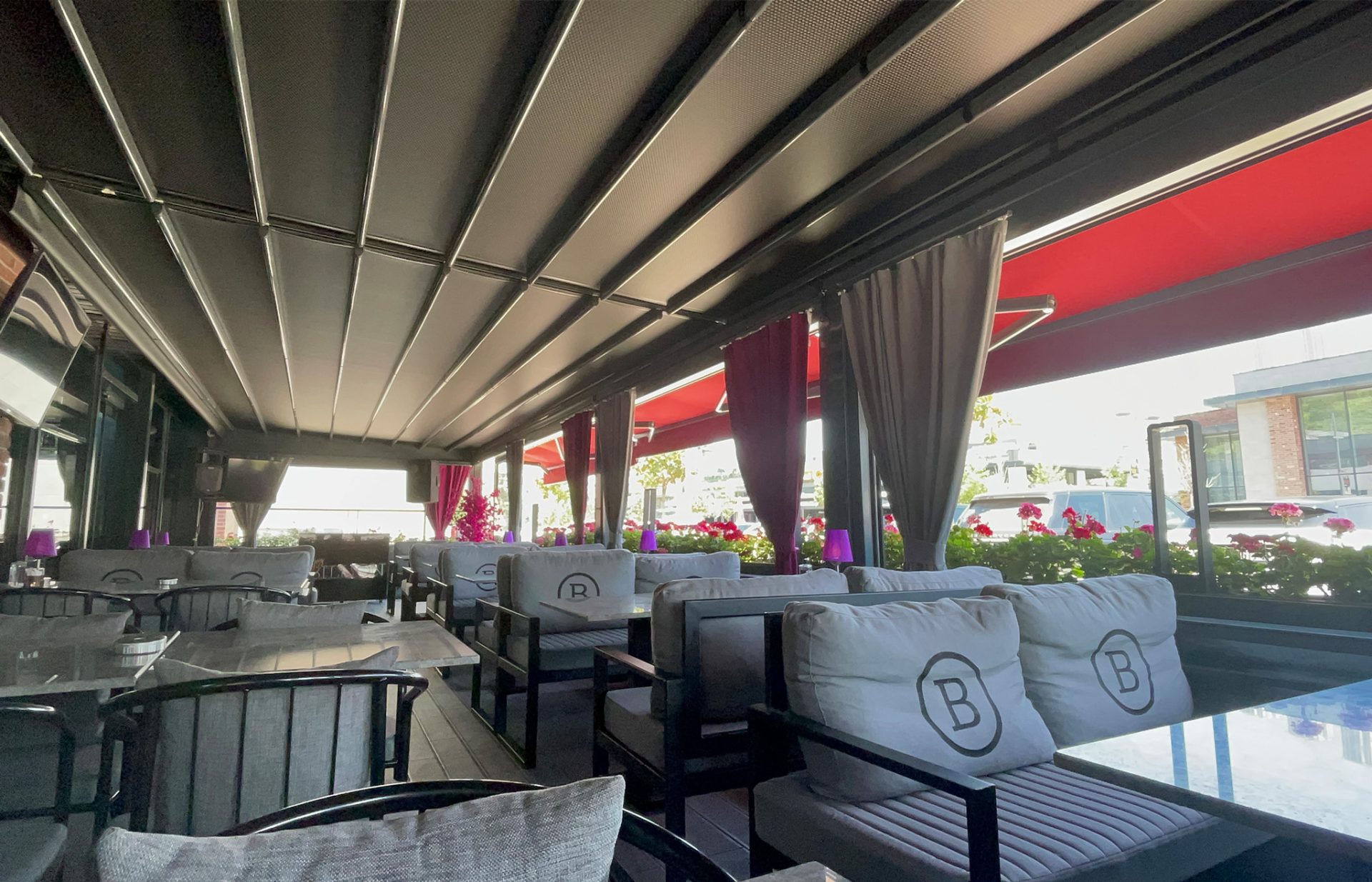 Billion Cafe - Sunfort